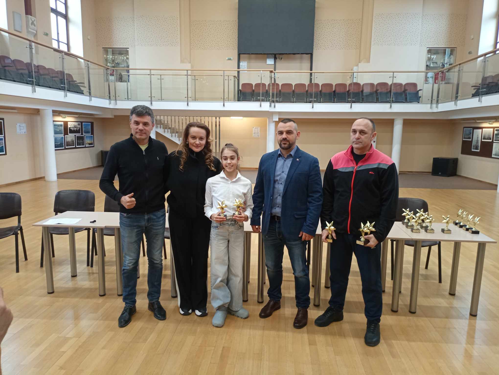 Petel.bg - новини - Наградиха спортните отличници на Варна за последните четири месеца